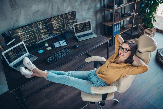 Hilarious Journey of Learning to Code | Stacknatic